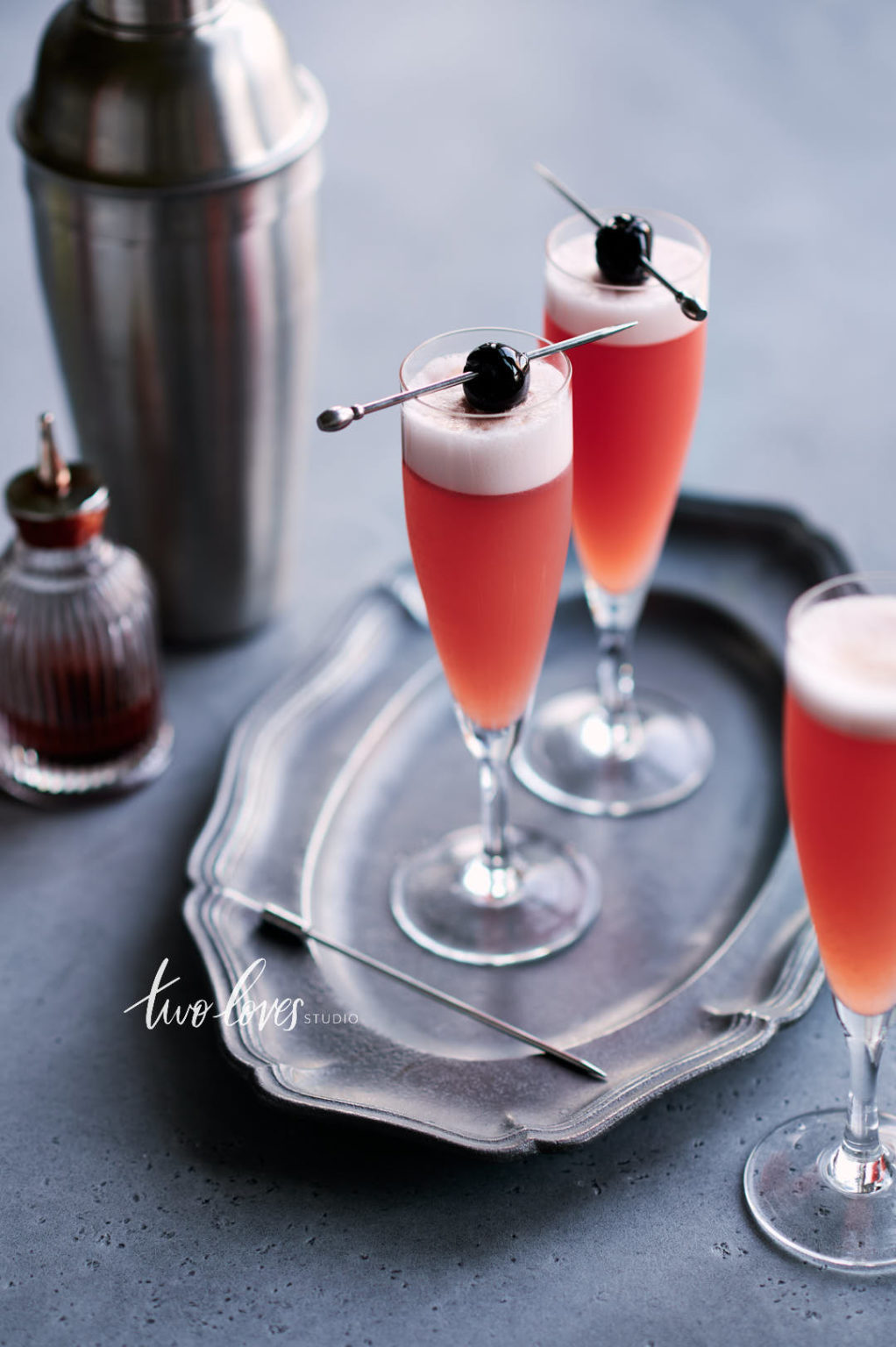 9 Must-Have Drink Photography Props For Stunning Cocktail Photos