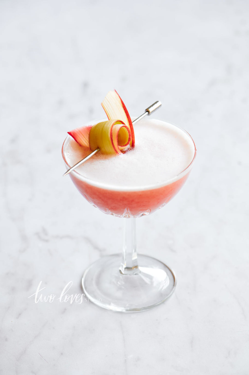 9 Must-Have Drink Photography Props For Stunning Cocktail Photos