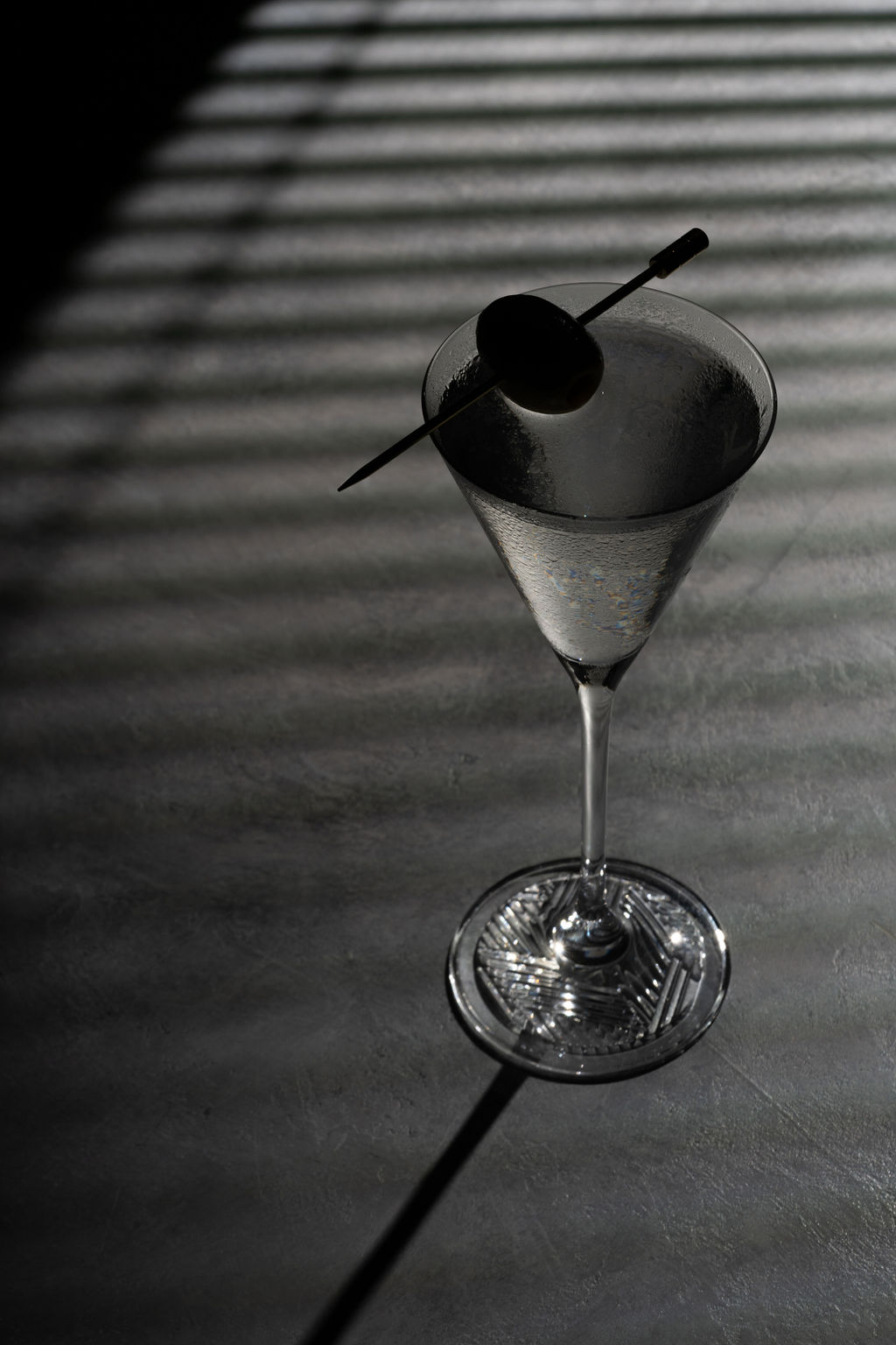 Pro Lighting Gear: Imitate Dark Window Light to Photograph Moody Martinis