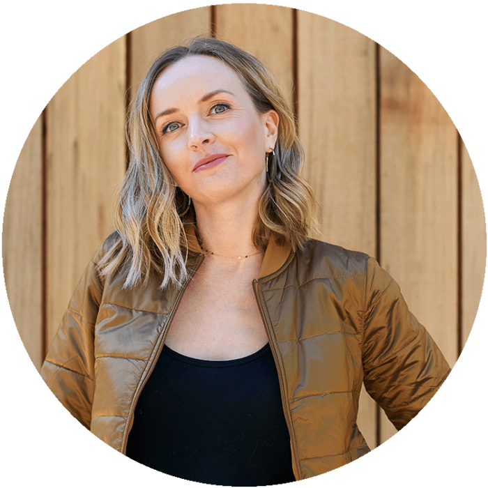 8 Essential Food Photography Props (For Any Budget)